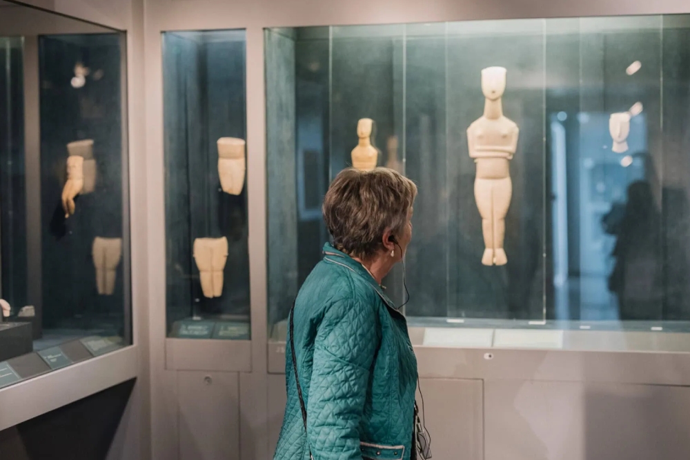 «Το Ευ Ζην στα άτομα 60+»: Η τέχνη ως συνταγογραφούμενη θεραπεία - CozyVibe